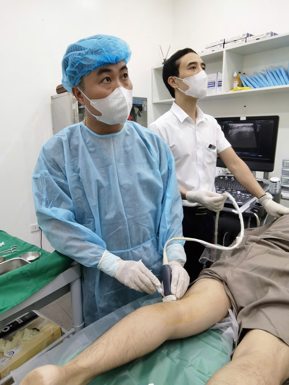 Tiêm Kháng Viêm Dưới Siêu Âm – Giải Pháp Hiệu Quả Cho Viêm Gân Khoeo